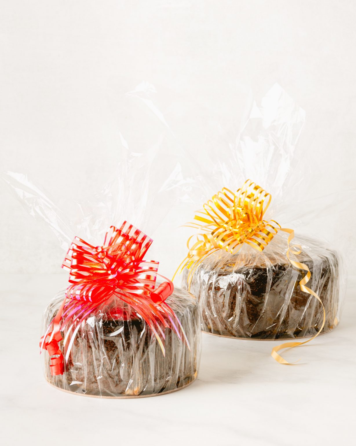 Ponqué Tradicional Negro sin Decorar | Yanuba